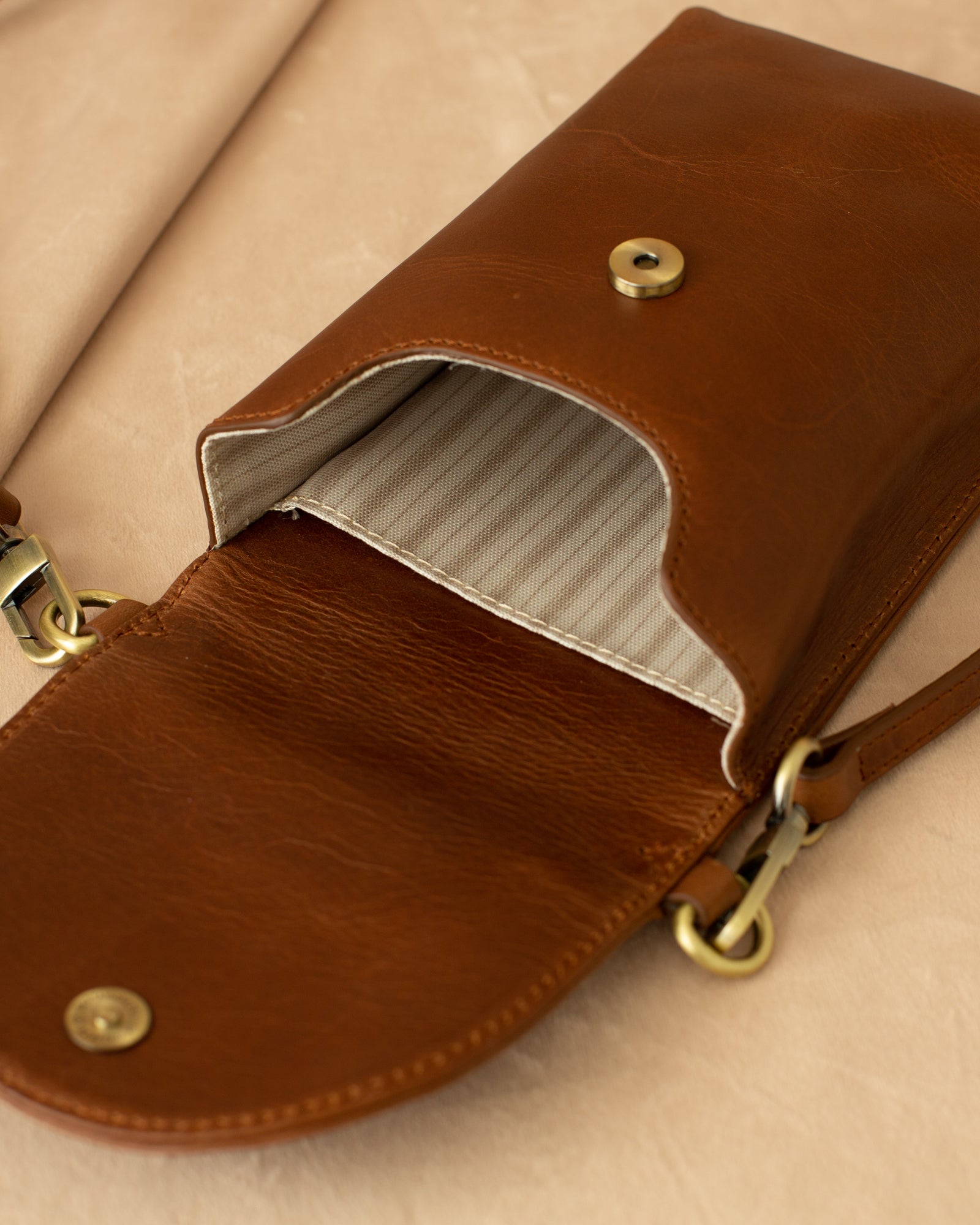 AZARIA | Luxe and Vegan Leather Handbags & Accessories – Azaria