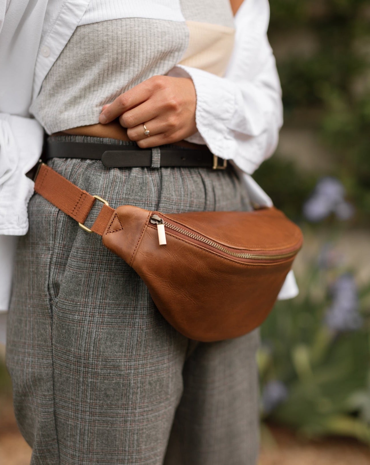 Amie Luxe Leather Fanny Pack – Azaria